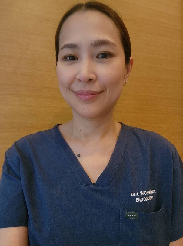 คลินิกทันตกรรม ดูแลด้วยทันตแพทย์ชั้นนำระดับประเทศ | Dentplease Clinic